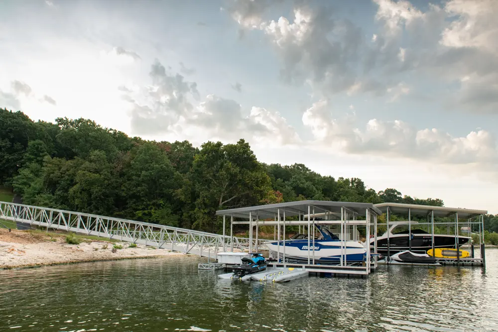 How to Level a Boat Lift: Get Your Boat Level on the Lift | HydroHoist