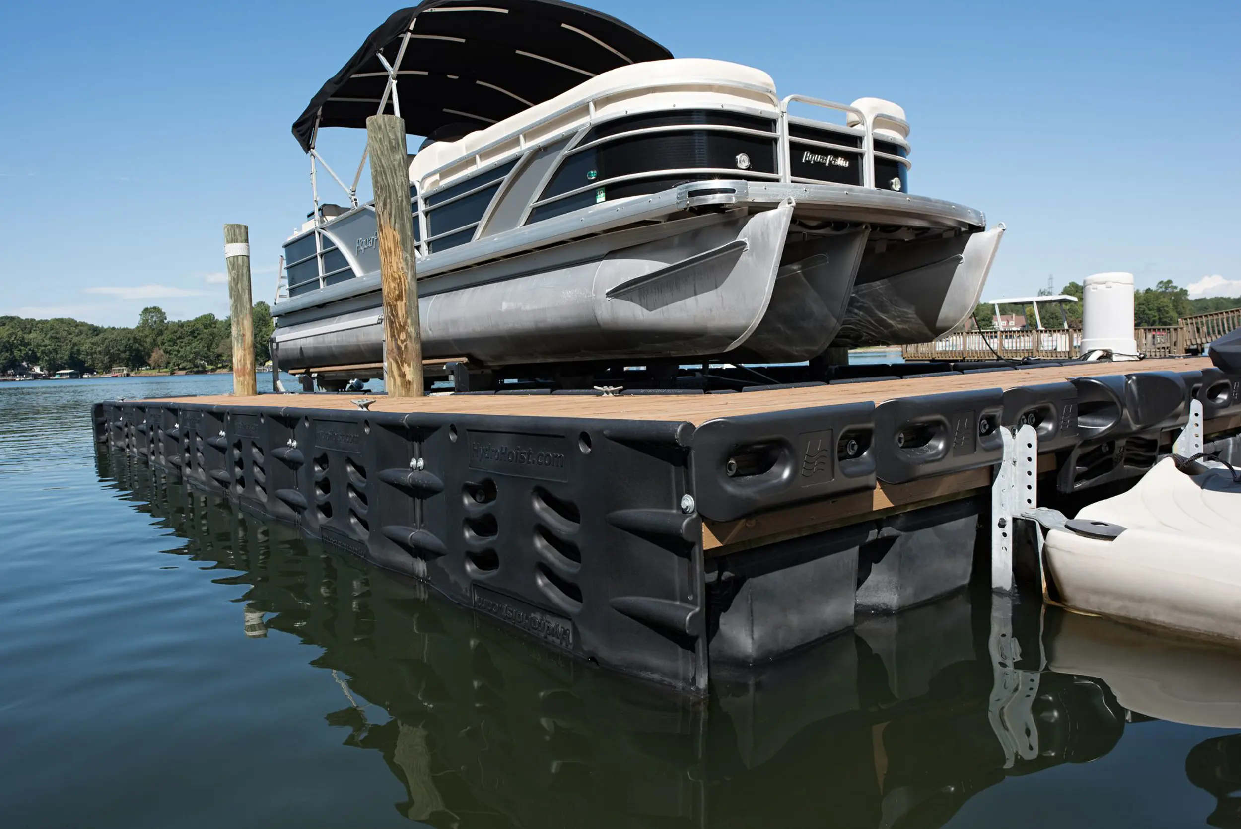 UltraFender™ | Vertical Dock & Piling Protection | HydroHoist